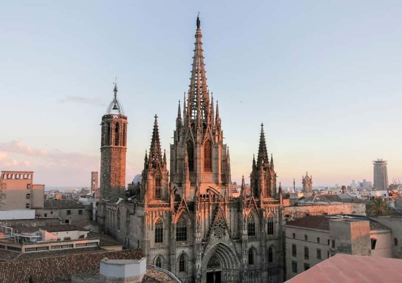 Private Barcelona Cathedral Tour with Rooftop Access - The Itinerary Breakdown
