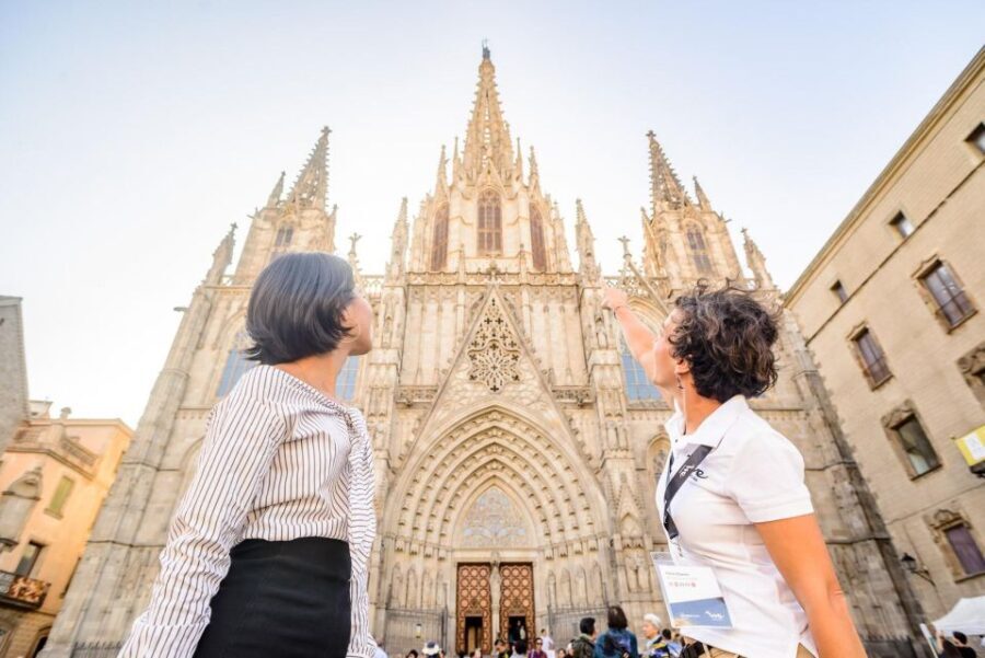 Private Barcelona Tour: Explore Gaudí and the Gothic Quarter - A Deep Dive into the Itinerary