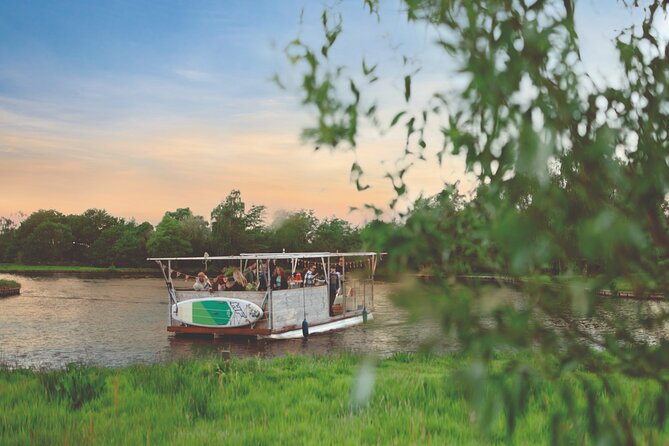 Private BBQ Cruise Tour at Lake Paterswoldsemeer With Drinks - A Close Look at the Experience