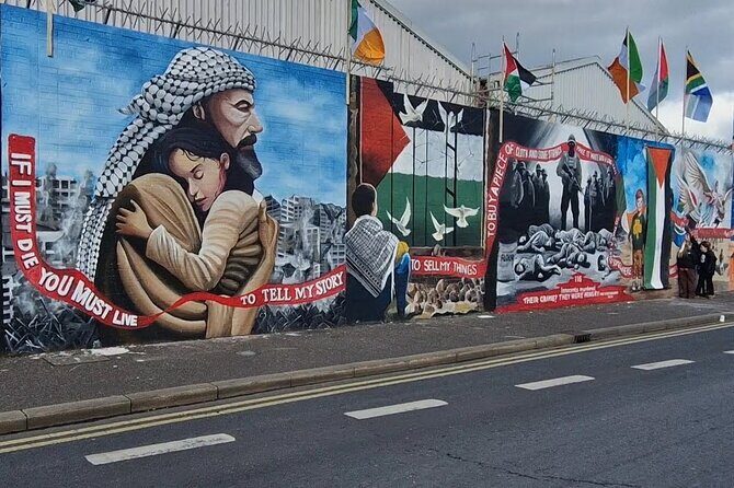 Private Belfast city & peace wall tour - Who Will Love This Tour?