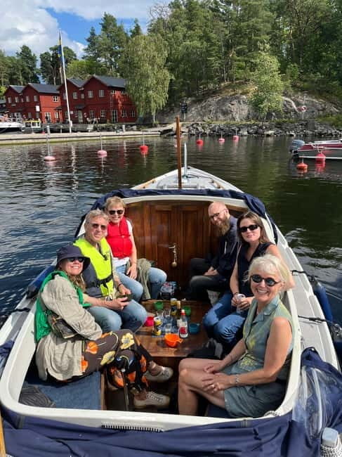 Private Boat Tour in Stockholm - A Well-Balanced Travel Option