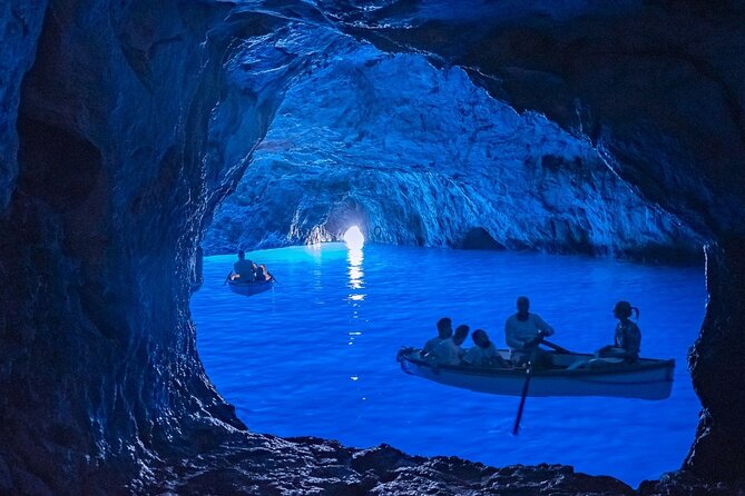 Private Boat Tour of Capri and the Blue Grotto in One Day - Introduction