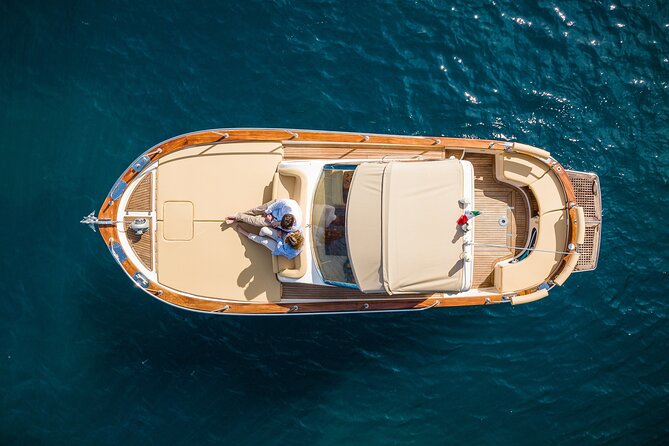 Private Boat Tour of Capri From Sorrento on Sorrentine Gozzo - Key Points