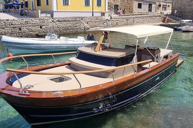 Private Boat Tour of Capri (full day) - Practical Considerations and Tips