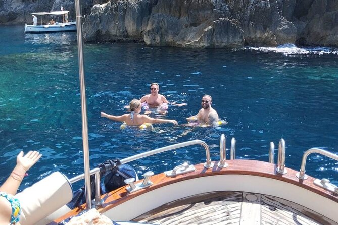 Private Boat Tour to Positano and Amalfi - Key Points