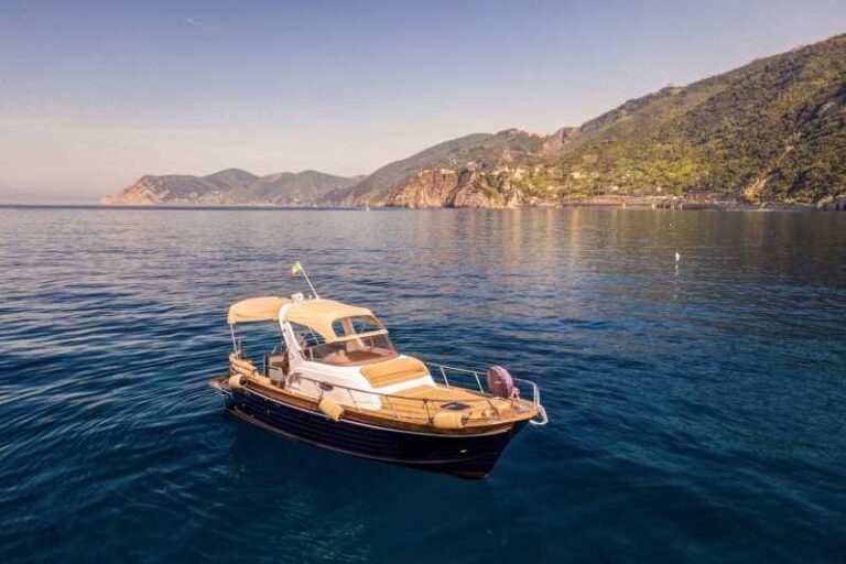 Private Boat Tour to the Gates of the Cinque Terre (HD) - The Itinerary: What Makes This Tour Special?