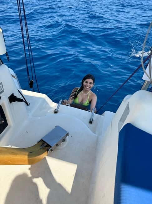 Private boat with Drinks and Snaks - Who Will Love This Tour?