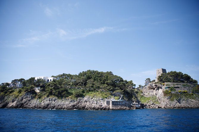 Private Capri & Positano Tour from Sorrento on a Classic Gozzo 25 - A Closer Look at the Experience