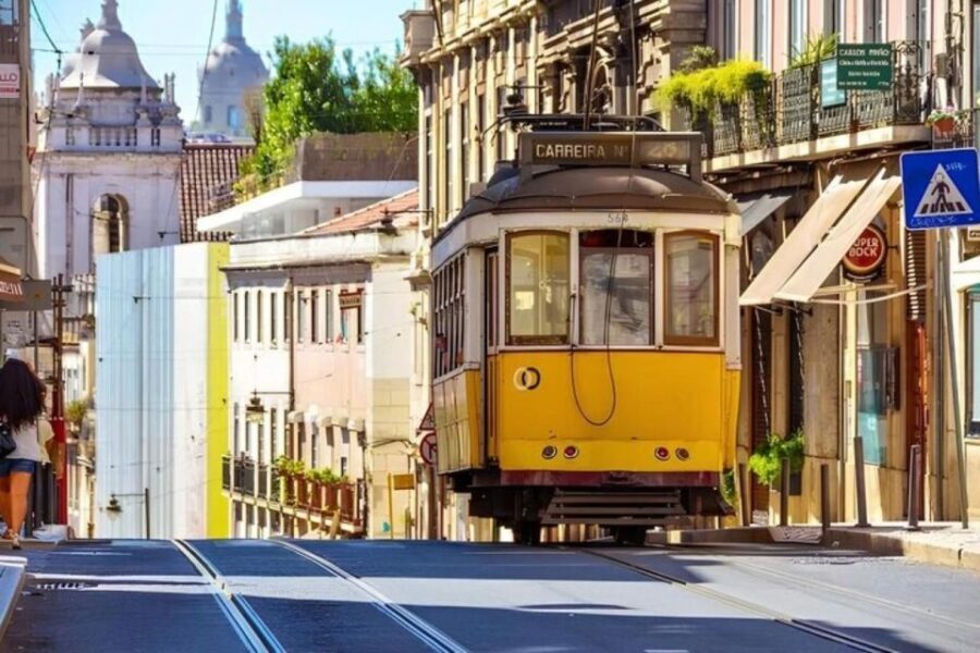 Private Car Half Day Tour - All Highlights - Discovering Lisbon’s Highlights by Car