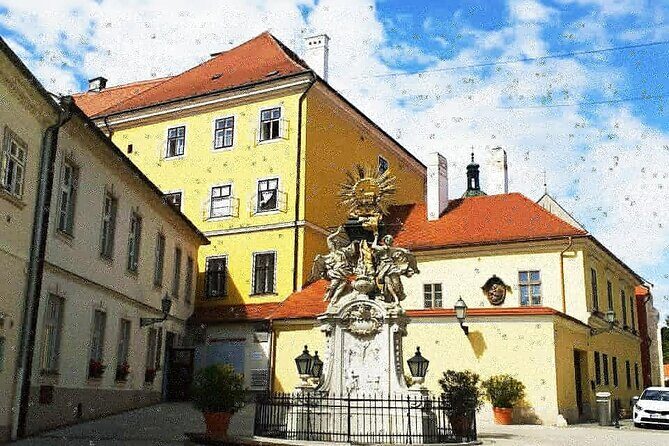 Private car or minivan transfer from Budapest to Prague or back - Cost and Value