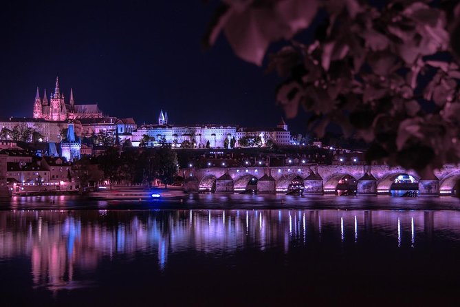 Private Car Transfer from Vienna to Prague with 2h of Sightseeing - A Practical Guide to the Vienna to Prague Private Car Transfer with Sightseeing