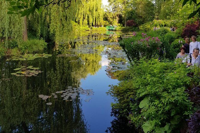Private Car Trip to Giverny Garden from Paris - The Overall Experience