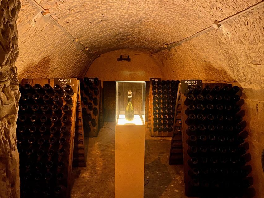 Private Champagne Grand Vintage Taittinger, Veuve Clicquot - Reims Cathedral: A Touch of French Royalty