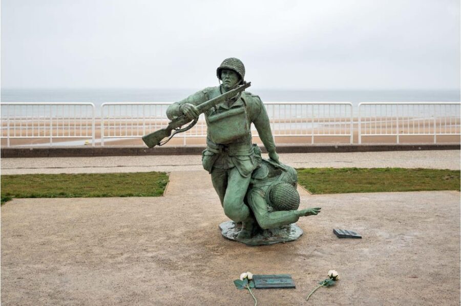 Private Chauffeur Service Tour to the D-Day Landing Beaches - The Vehicle and Comfort
