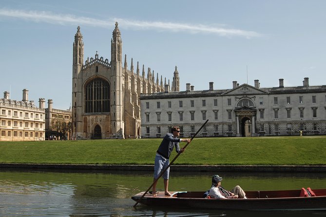 Private Chauffeured Range Rover to Cambridge from London - Key Points