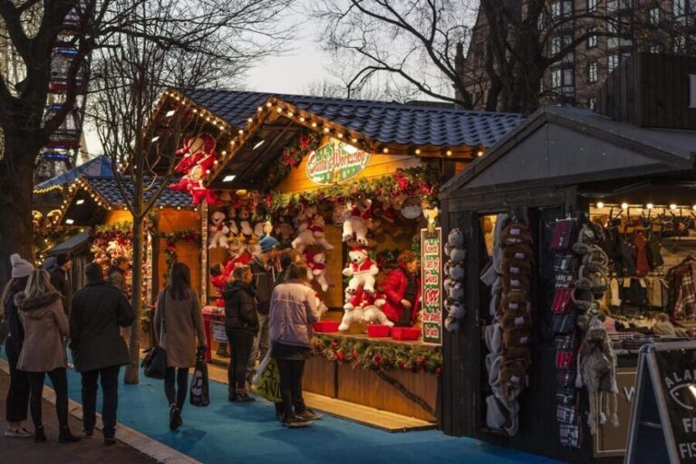Private Christmas trip from Prague to Vienna, in English - FAQs