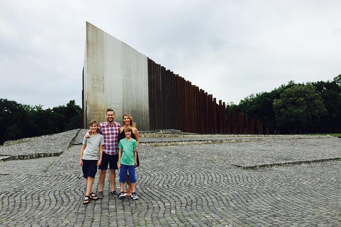 Private Communist Budapest Tour - The Value of a Personal Guide