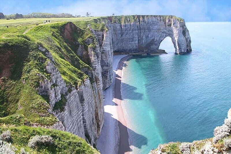 Private Day Tour to Étretat and Honfleur, Normandys Coast - Transportation and Guide Experience