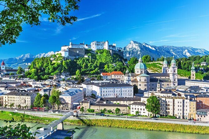 Private day trip from Munich to Eagle's Nest and Salzburg - Exploring the Itinerary in Depth