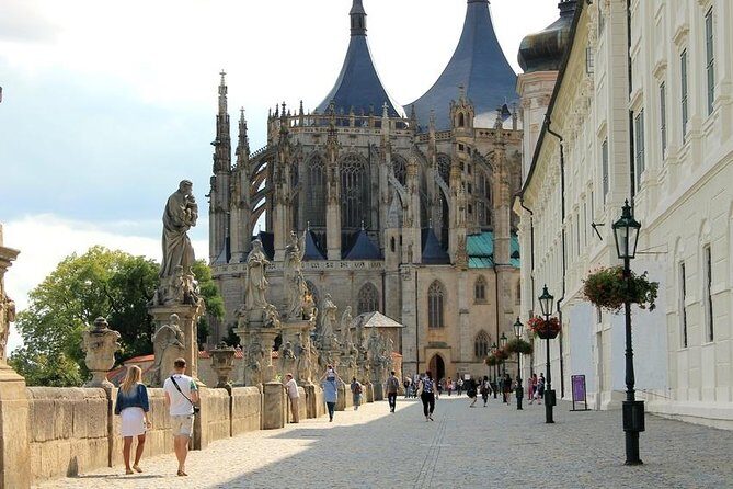Private Day trip from Prague to Kutná Hora - The Sum Up: Who Is This Tour Best For?