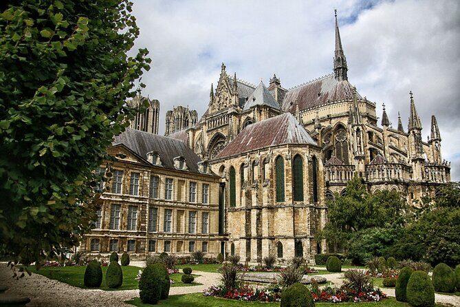 Private day trip: Paris to Reims & back, English speaking driver - Champagne Cellar Tours and Tasting