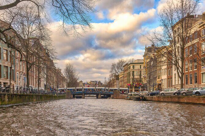 Private direct transfer from Amsterdam to Rotterdam - Friendly, Knowledgeable Drivers