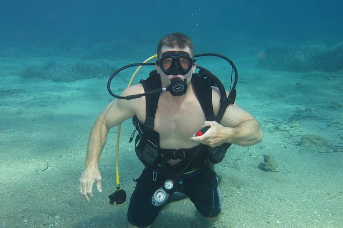 Private Discover scuba diving for beginners in Athens with pickup - Discover Scuba Diving in Athens: An Experience for Beginners