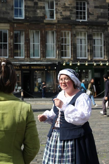 Private Discovery Tour: Edinburgh's Strange & Secret History - Exploring Castle Hill and Old Town