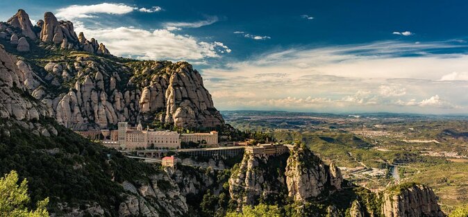 Private Full Day City Tour of Barcelona and Monastery of Montserrat w/ pick up - Key Points