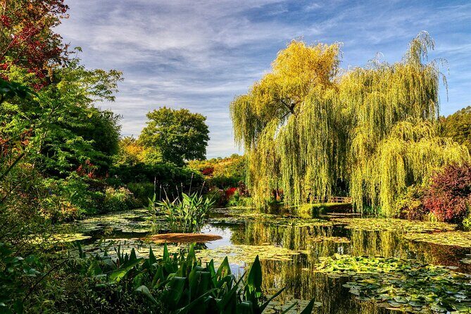 Private Giverny Half-day Trip from Paris by Mercedes Lunch option - The Itinerary in Detail