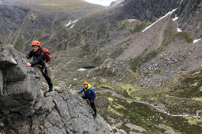Private Guided Ridge Scrambling Experience in the Cairngorms - Reviewing the Private Guided Ridge Scrambling Experience in the Cairngorms