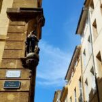 Private guided tour Aix-en-Provence | The streets are told - The Guide: Knowledge and Friendliness