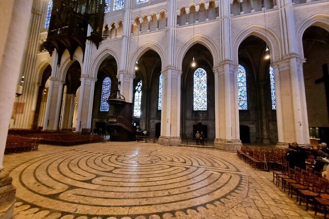 Private Guided Tour of Chartres Cathedral - An In-Depth Look at the Tour Experience