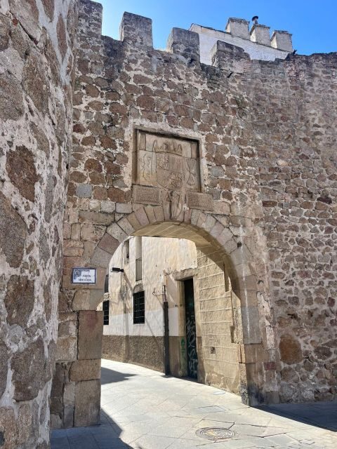 Private guided tour of Plasencia - Who Should Consider This Tour?