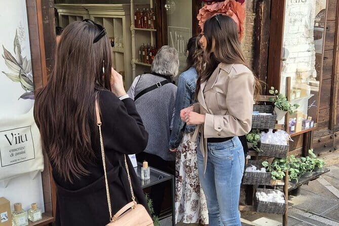 Private guided tour of the medieval village of Volterra - The Logistics and Practicalities