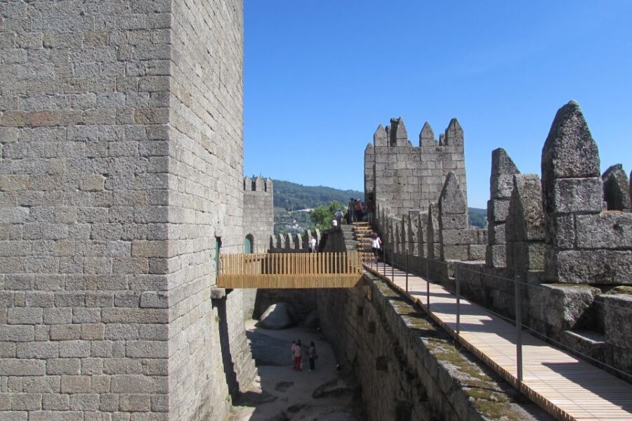 Private Guimarães Half-Day Tour from Porto - Detailed Breakdown of the Tour Experience