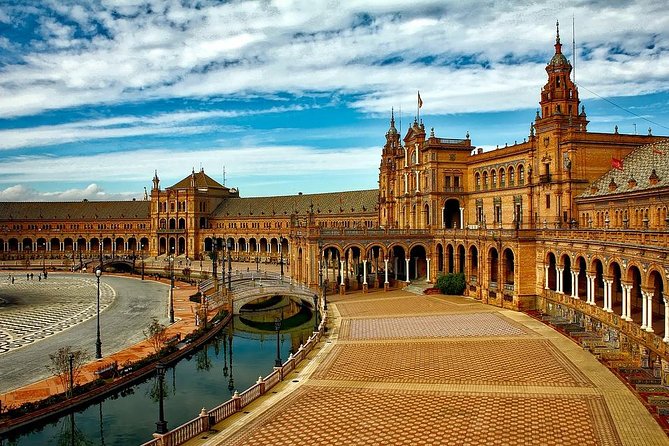 Private Half day Tour of Sevilla with Hotel pick up and drop off - Introduction