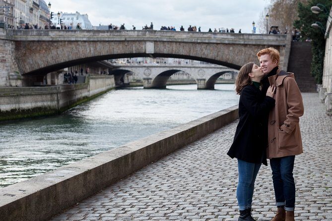 Private Historical Photo Tour in Paris - Who Should Consider This Tour?