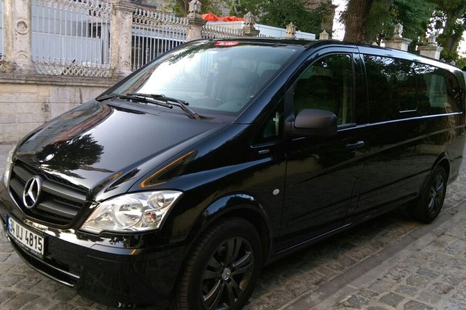 Private Istanbul Airport Transfer Service - Key Points