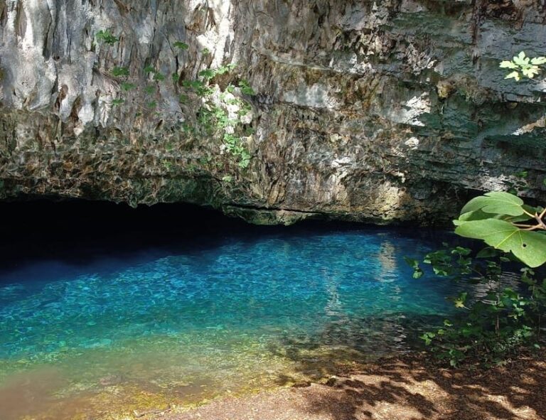 Private Kefalonia eBike Adventure-Explore Nature & Tradition - Starting at Sami Square: The Gateway to the Island’s Heart