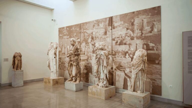 Private Luxury Tour: Delphi, Itea & the Charm of Galaxidi - What Makes This Tour a Great Value