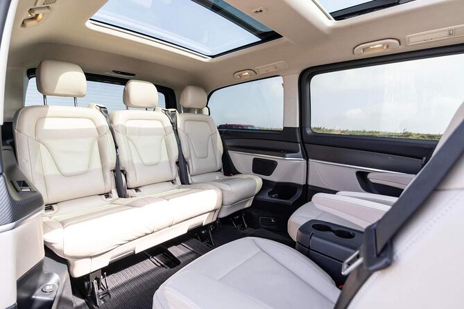 Private luxury transfer from Edinburgh Airport to Edinburgh - Introduction