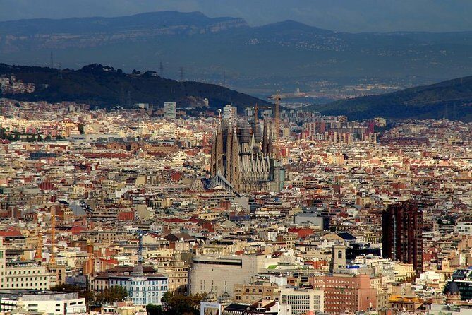 Private one way transfer from/to Barcelona airport to/from hotel - Authentic Insights from Travelers