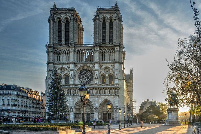 Private Paris one way arrival OR departure airport transfer - Deep Dive into the Experience