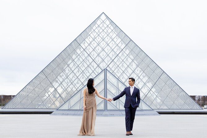 Private Photoshoot at the Louvre area in Paris - The Practical Side: Logistics, Cost, and Comfort