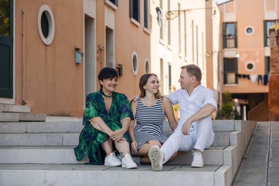 Private Photoshoot of Your Gondola Ride in Venice - Who Will Love This Experience?