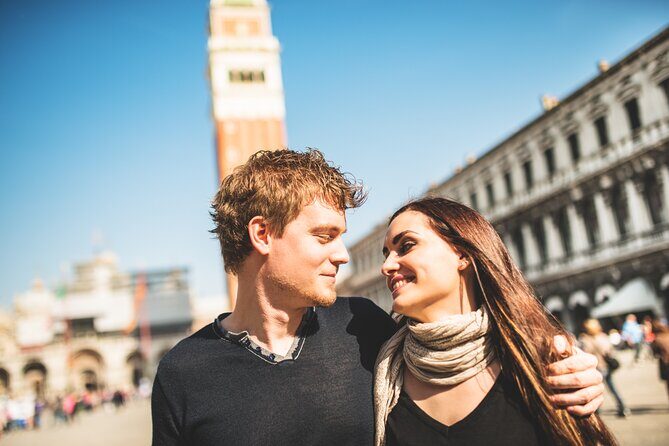 Private Photoshoot on Personal Gondola in Venice - Value and Cost
