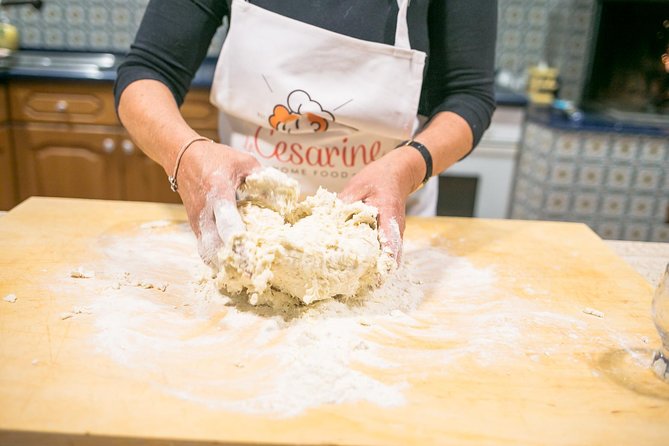 Private Pizza & Tiramisu Class at Cesarina's home with tasting in Bergamo - Key Points