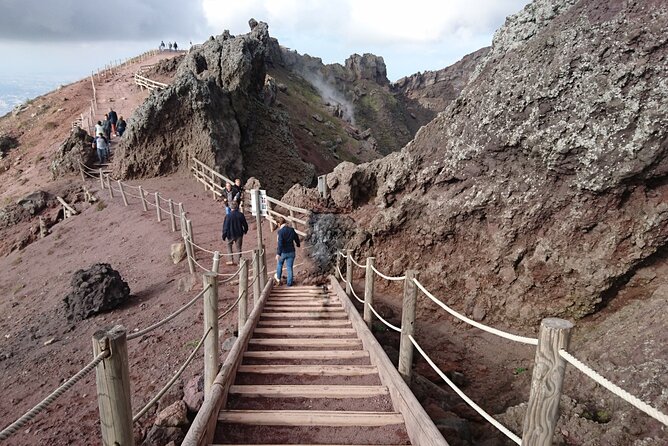 Private Pompeii, Herculaneum & Vesuvius Adventure: Wine & Lunch. - Key Points
