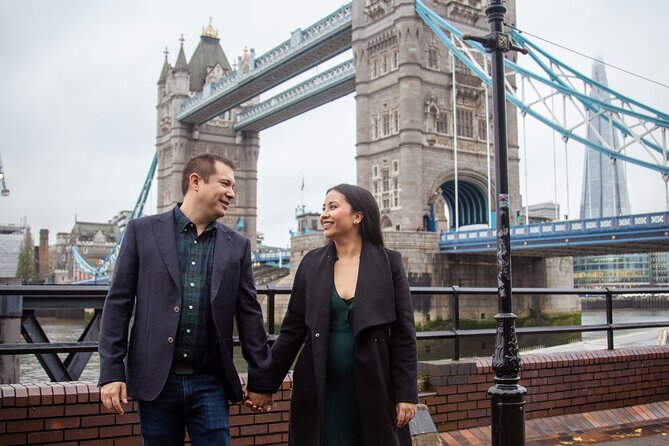 Private Professional Photoshoot Outside Tower Bridge in London - An Honest Look at the Private Photoshoot Outside Tower Bridge in London
